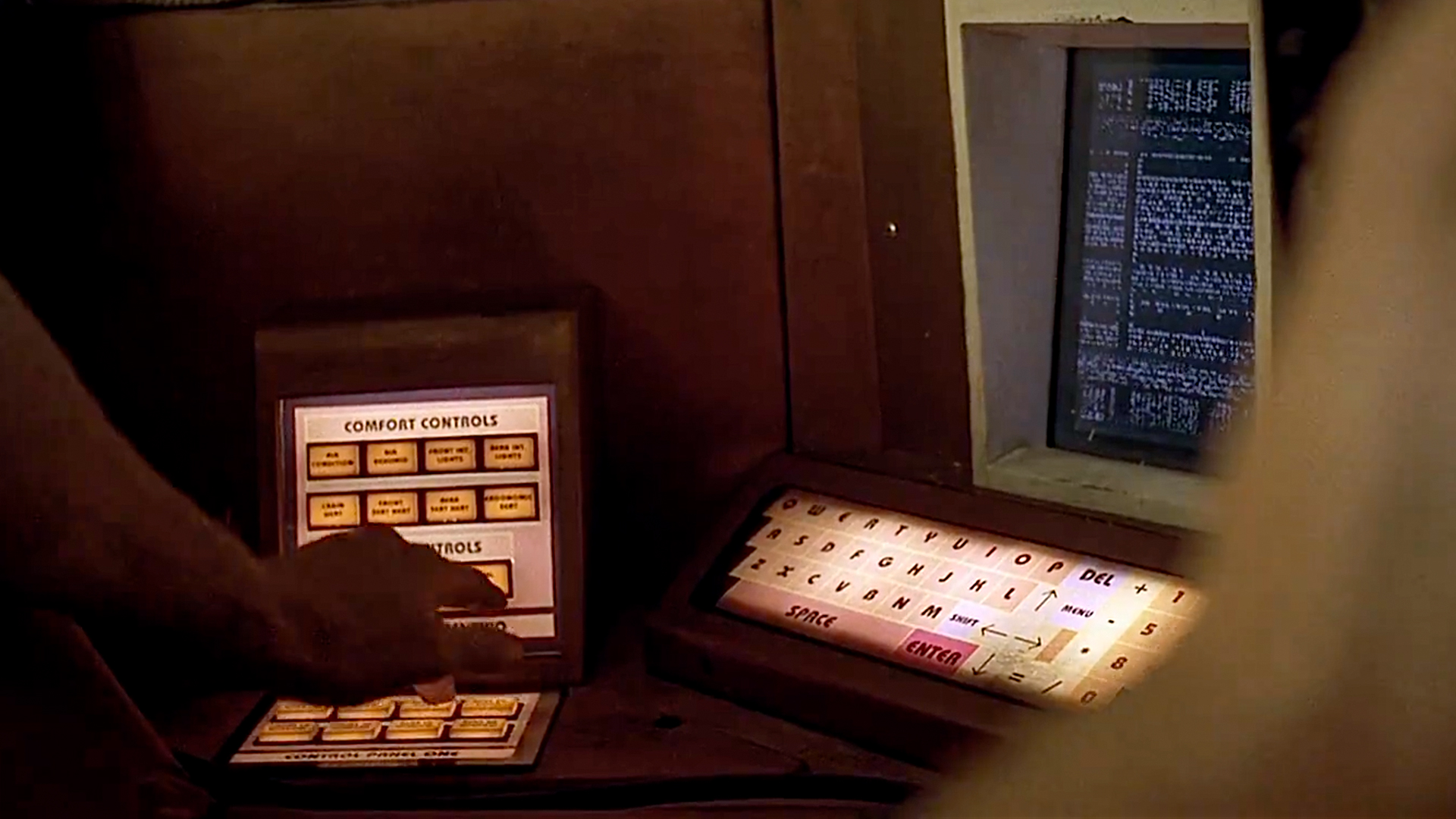 Control panels in The Fifth Element (1997) - Fonts In Use