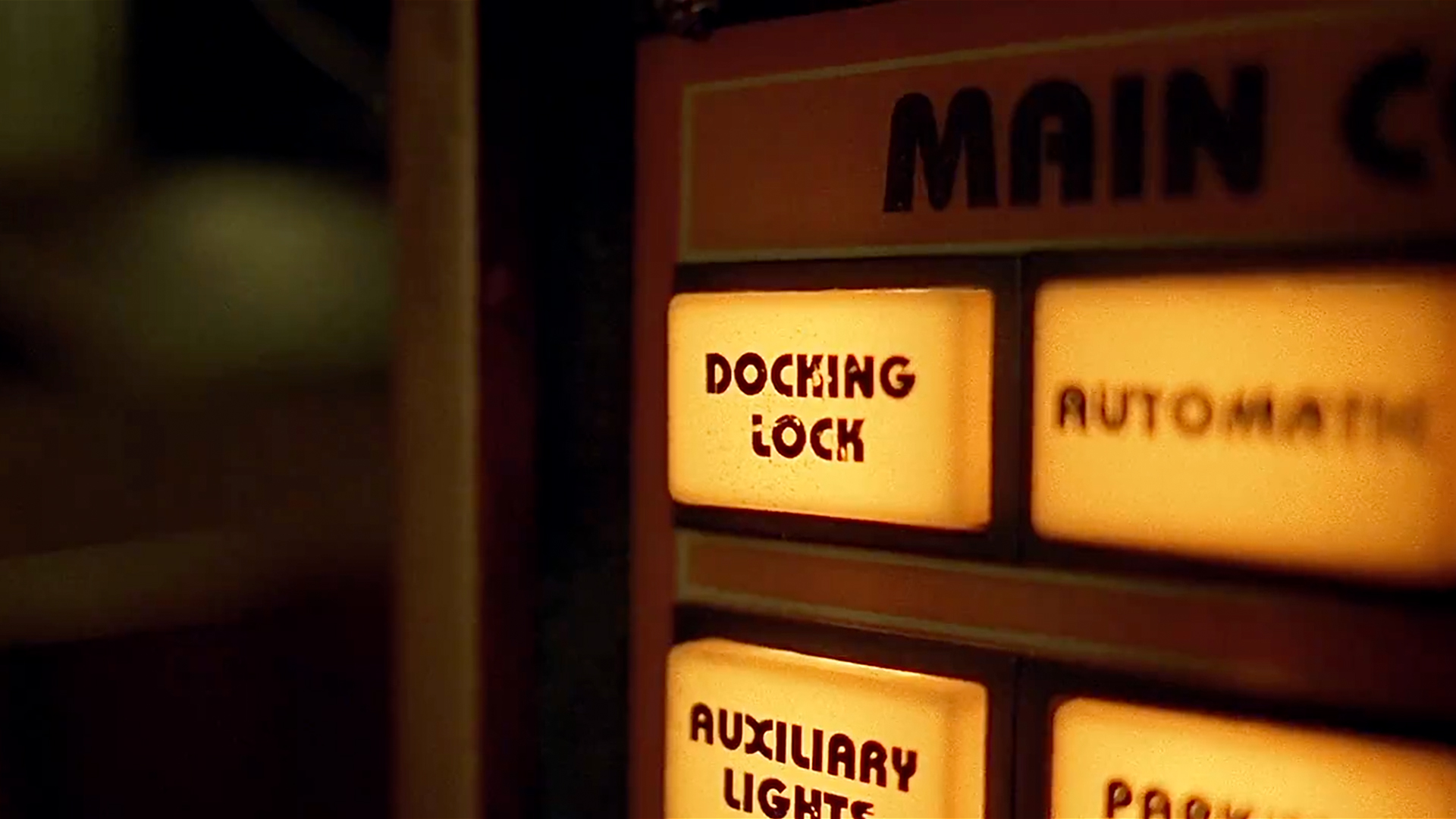Control panels in The Fifth Element (1997) - Fonts In Use