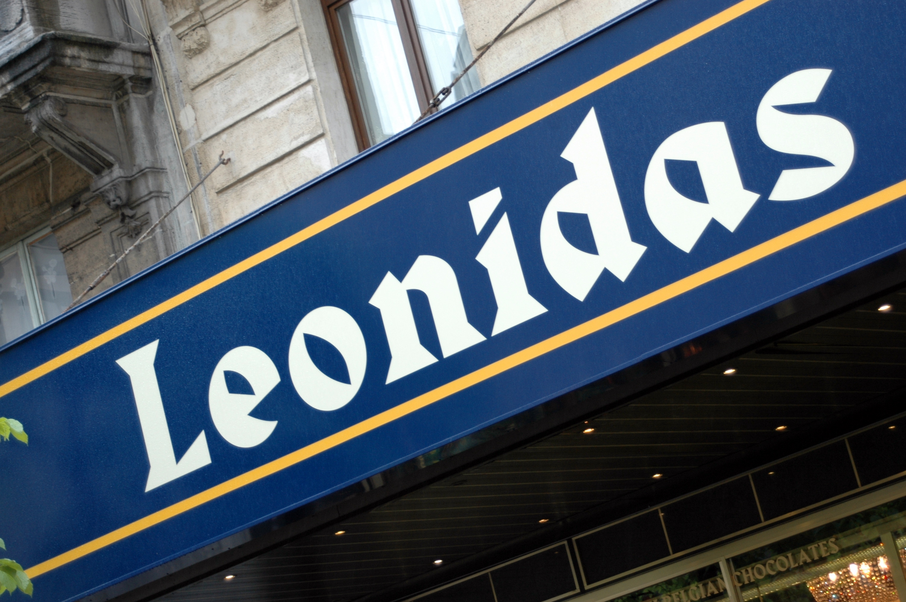 Leonidas Fresh Belgian Chocolates - Fonts In Use