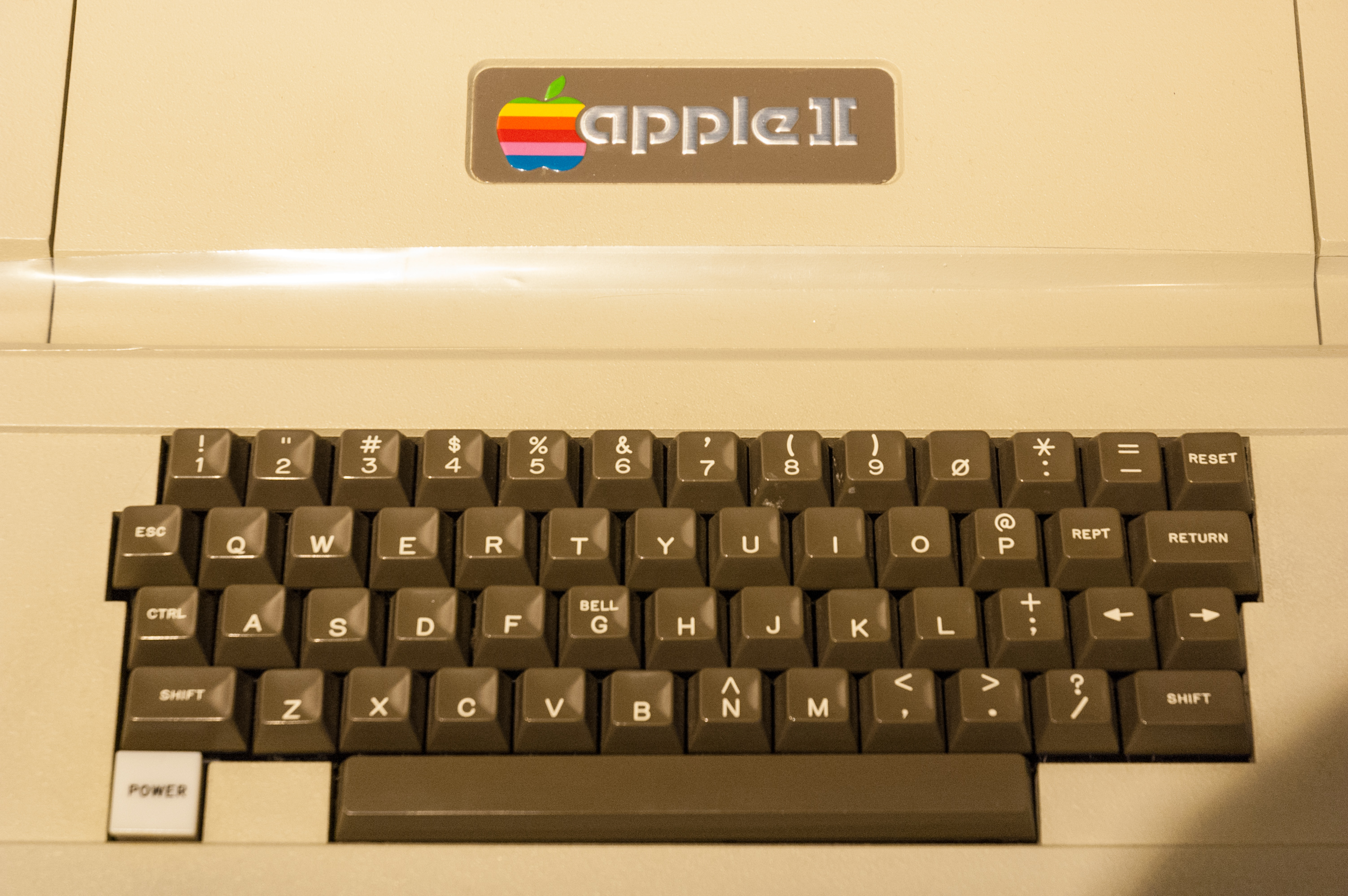 Apple logo (1977) & Steve Jobs business card (1979) - Fonts In Use