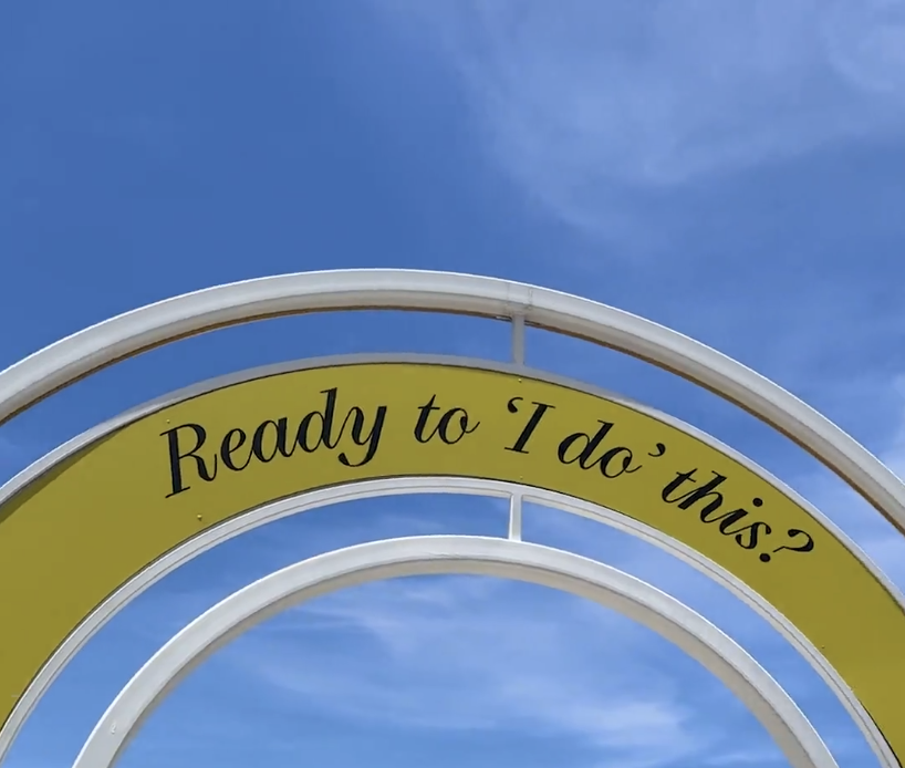 Bumble Little Yellow Wedding Chapel - Fonts In Use