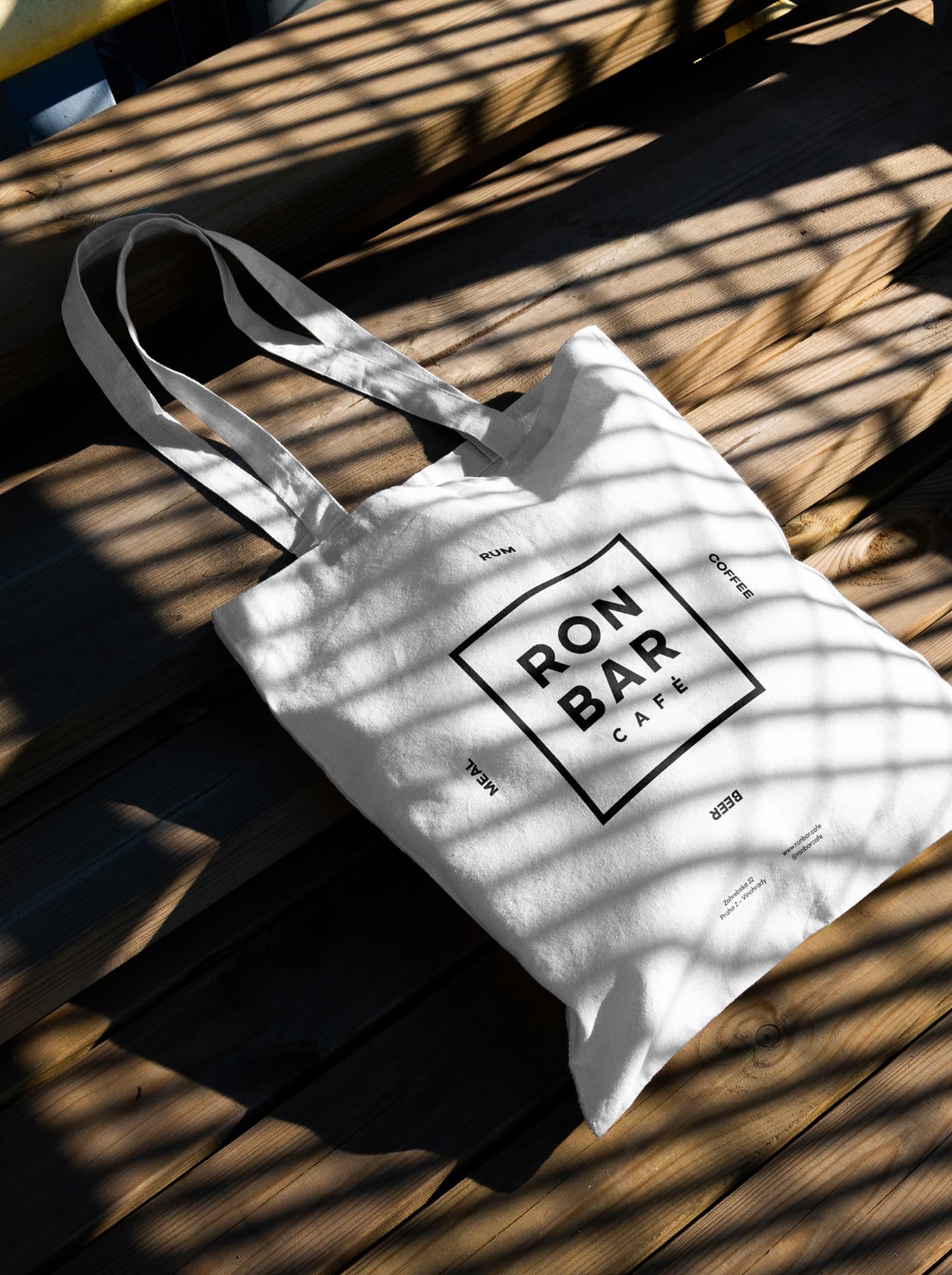 Ron Bar Café - Fonts In Use