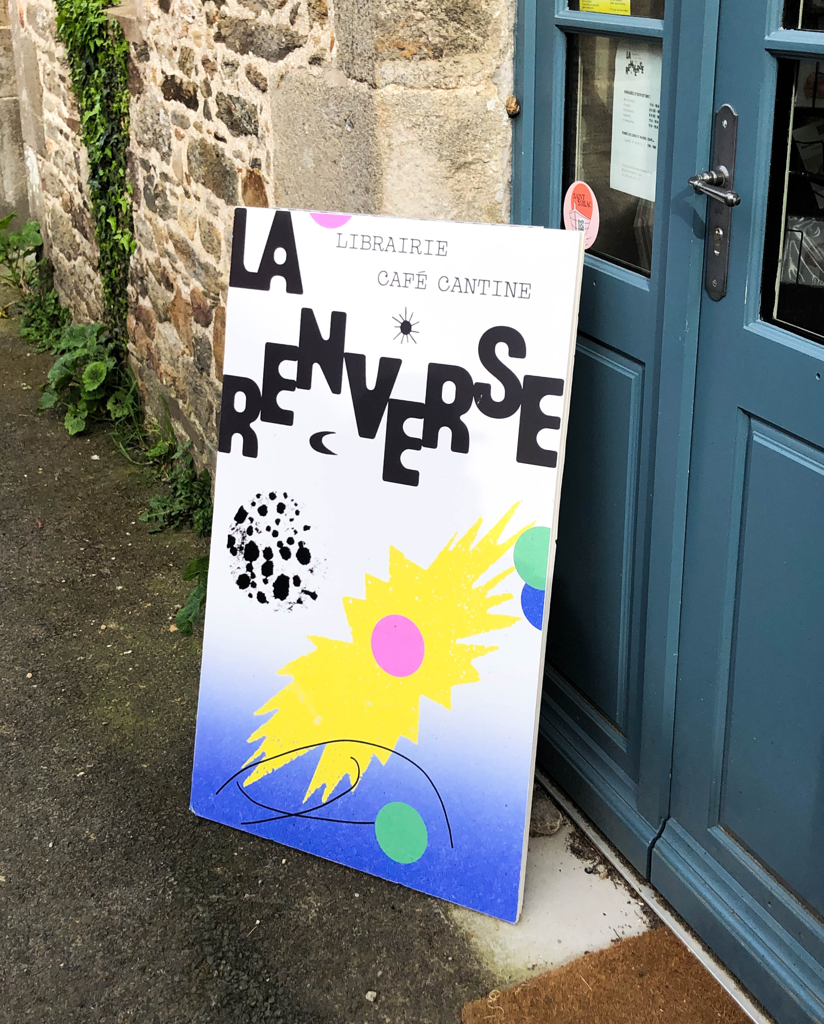 La Renverse - Fonts In Use